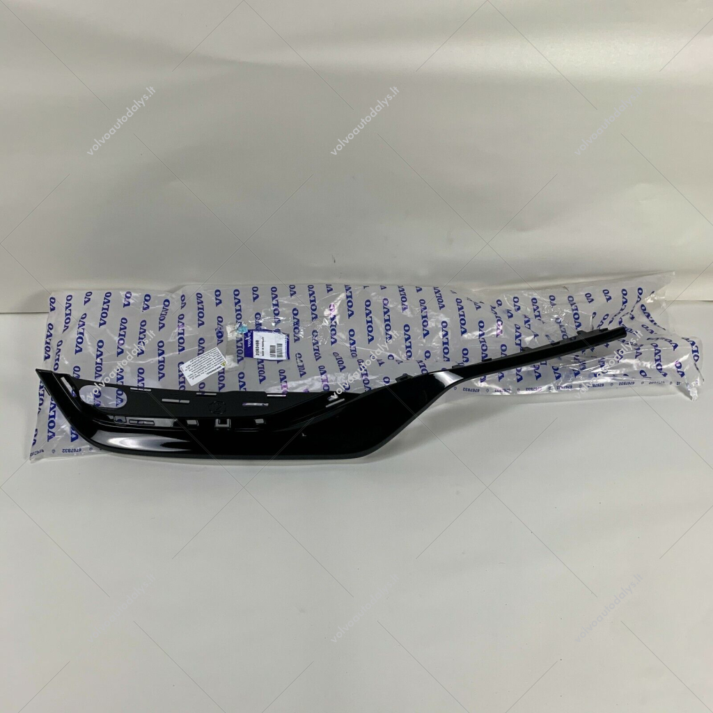 S60 V60 grotelės rūko žibinto Juodos D.P. - 31383469 | VOLVO autodalys